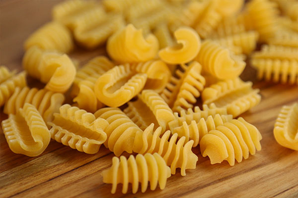 Pâtes radiatori aux deux saumons - HerveCuisine.com